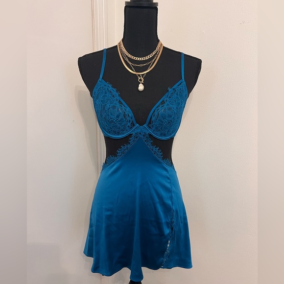 Victoria's Secret | Intimates & Sleepwear | Nwt Victorias Secret Blue ...